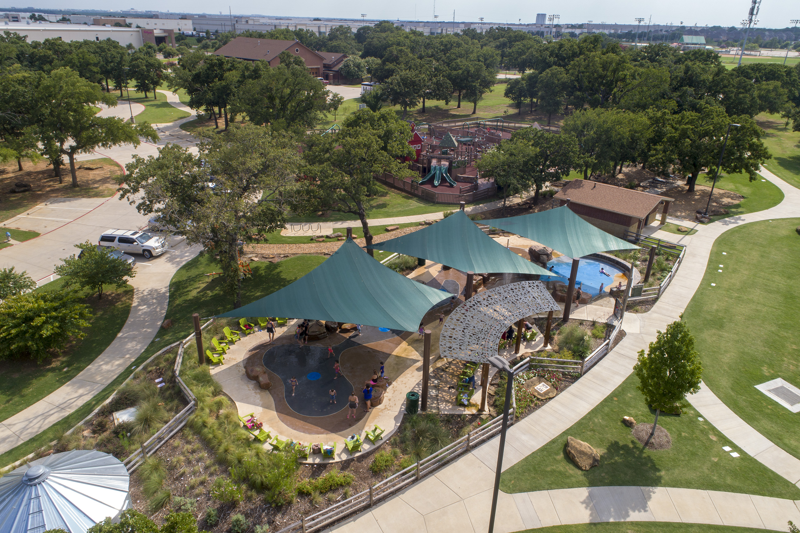 Heritage Springs Splash Pad at Heritage Park – USA Shade