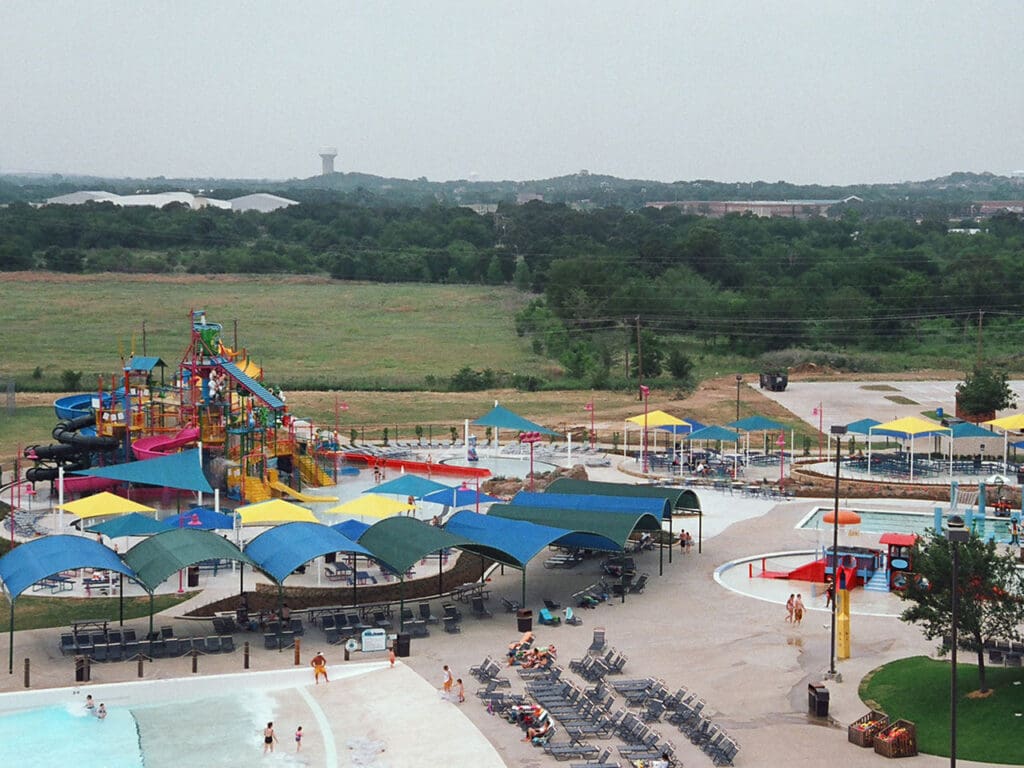 Pyramid – USA Shade